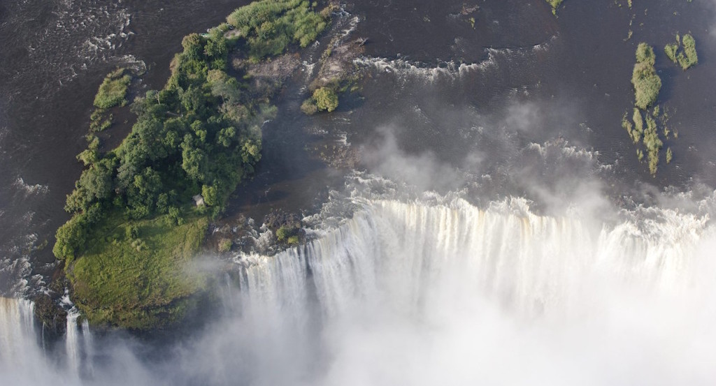 Island Dining Above Victoria Falls – My Travel Story in The Cook’s Cook ...